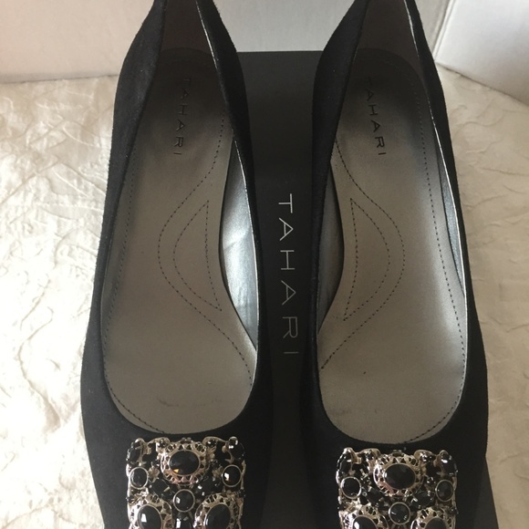 Tahari | Shoes | Tahari Black Embellished Suede Pumps Size 8m New ...